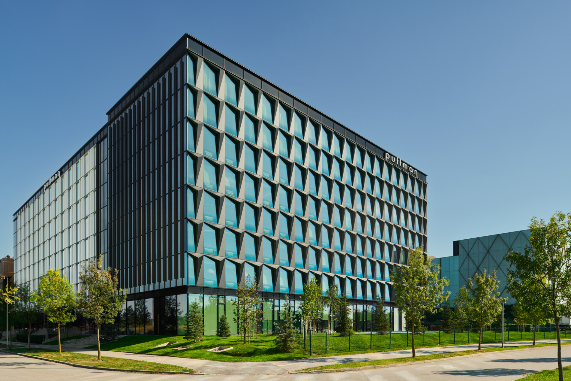 We have completed the interiors of the Pullman Hotel in Zagreb - Stilles